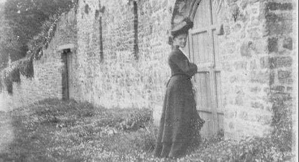 A wedding, a teapot and women in the local glove-making industry ...